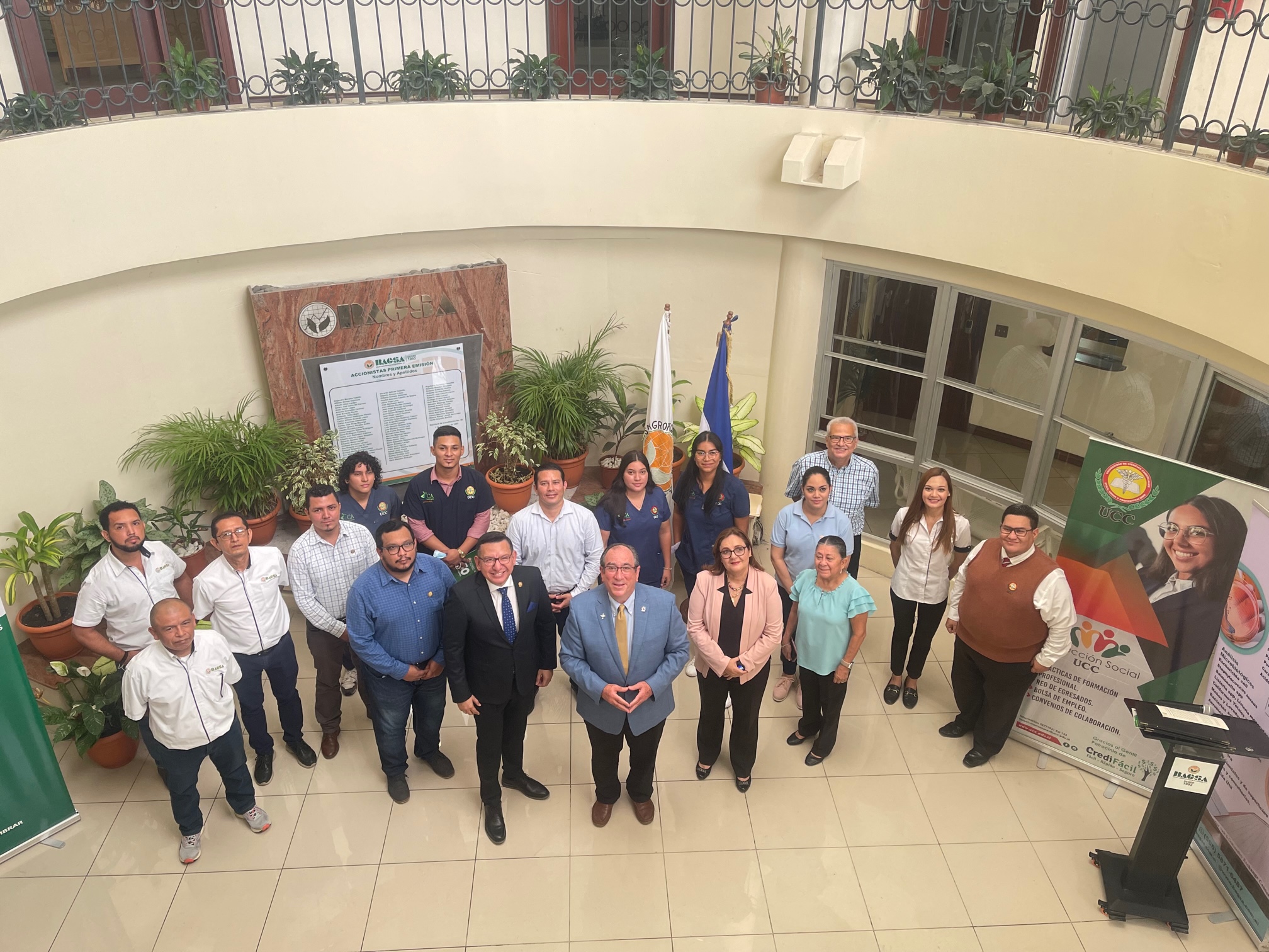UCC y BAGSA firman Convenio de colaboración – Universidad de Ciencias ...