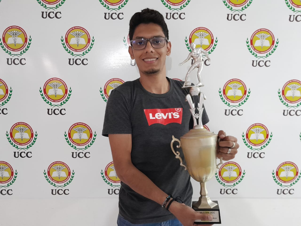 “La clave del éxito está en el esfuerzo”, sostiene Carlos Kasper ...